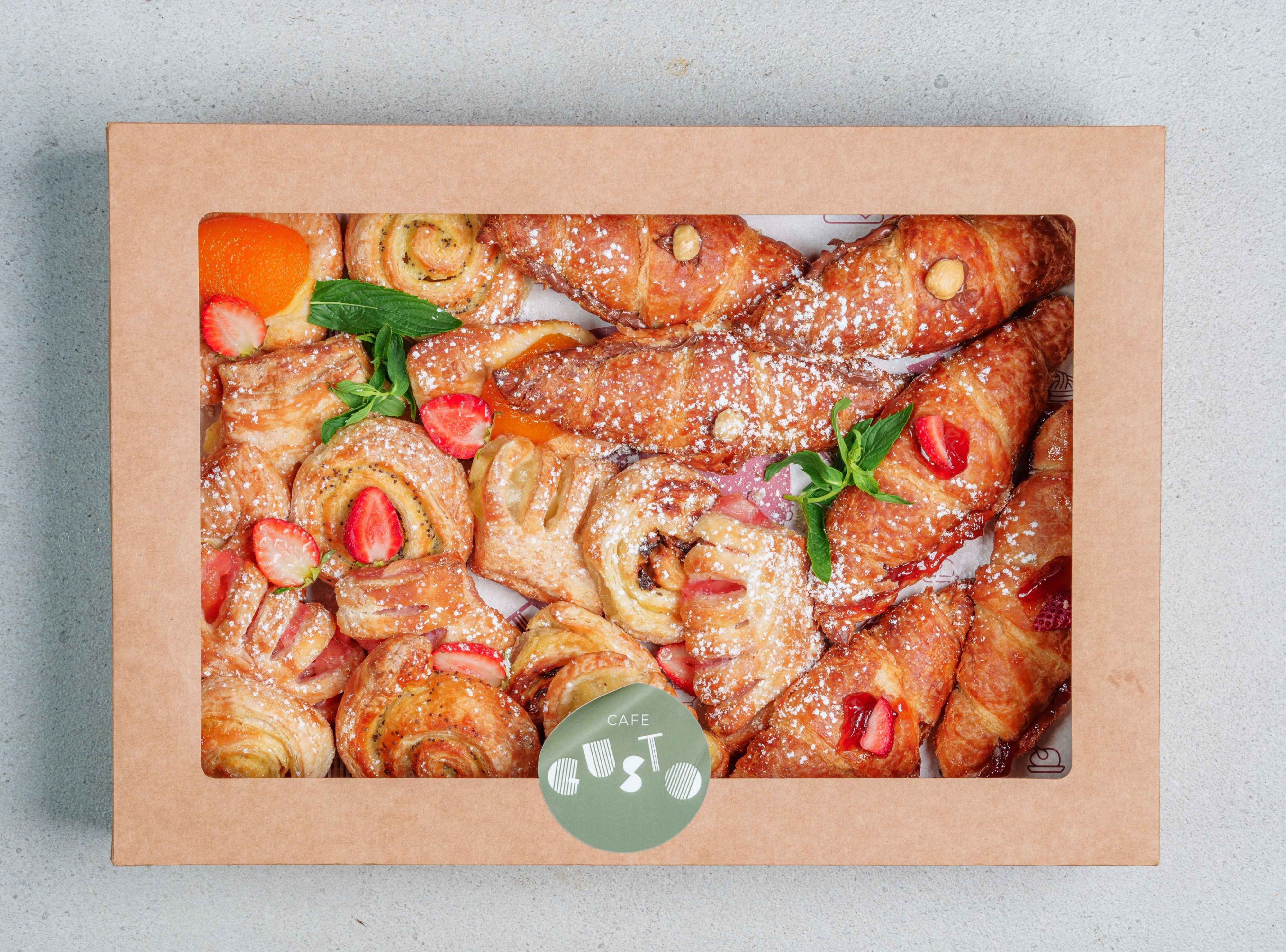 Mini Assorted Pastry Box